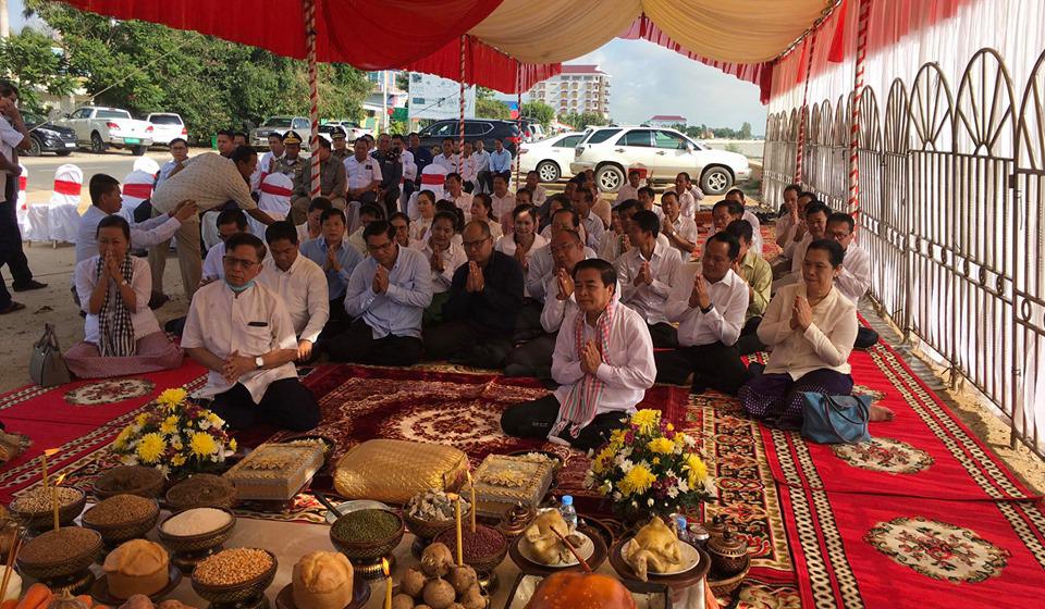 បញ្ចុះ បឋមសិលា សាងសង់ ច្រាំង ទន្លេ វ៉ៃ គោ បន្ថែម - TNAOT