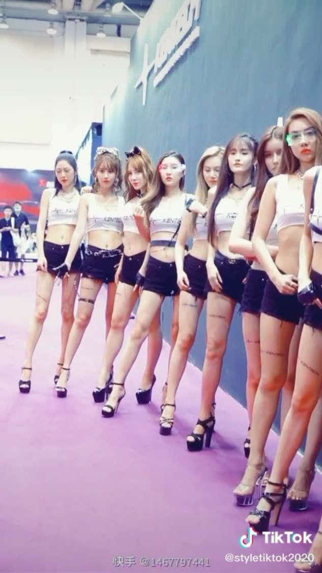 សុទ្ធតែស្រីស្អាត - TNAOT