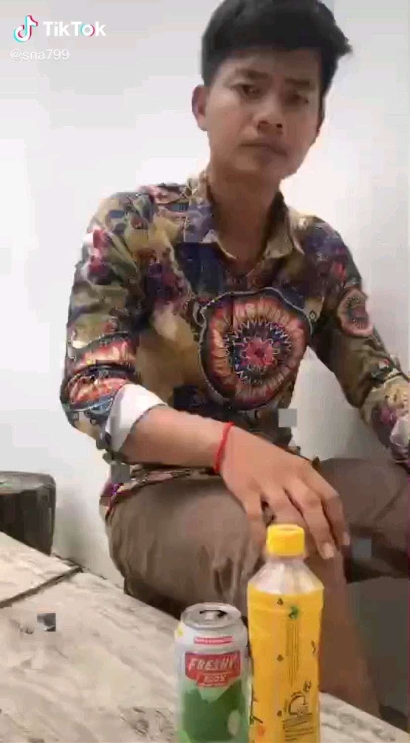 មិត្តមិនដែលចេញលុយ - TNAOT