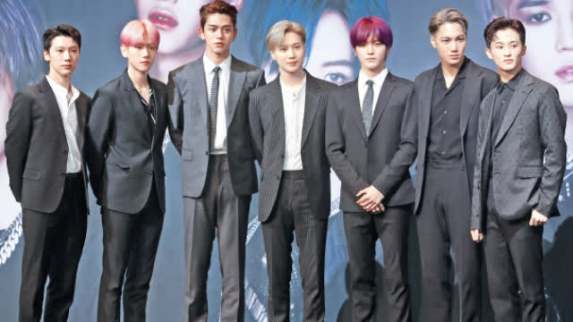 អាល់ប៊ុមថ្មីរបស់ក្រុម SuperM ជាប់ចំណាត់ថ្នាក់លេខ២ នៅលើតារាង Billboard 200 - TNAOT