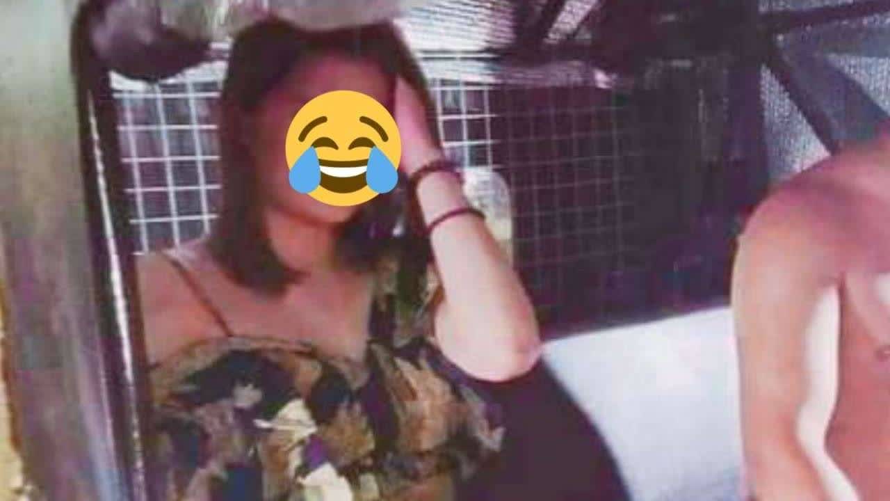 នារីរូបស្រស់ម្នាក់បើករថយន្តស៊េរីទំនើបបុករះរថយន្តនិងម៉ូតូជាច្រើនគ្រឿង - TNAOT