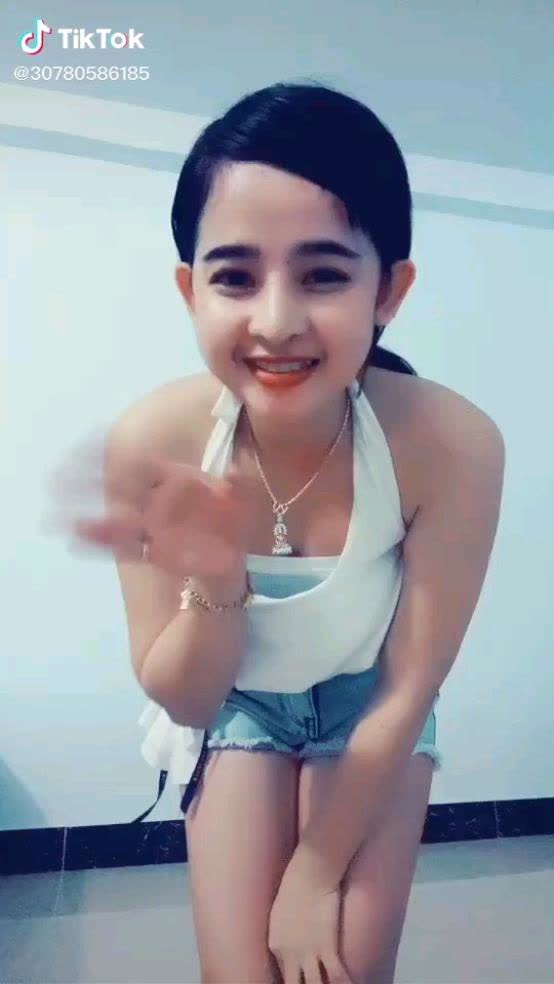 តោះមករាំលេងជាមួយអូន ជួយ like និង comment ម្នាក់មួយមក - TNAOT