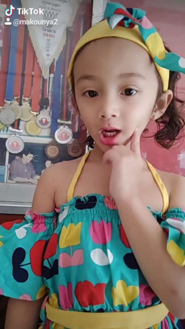 ជួយlike1ផងណា - TNAOT