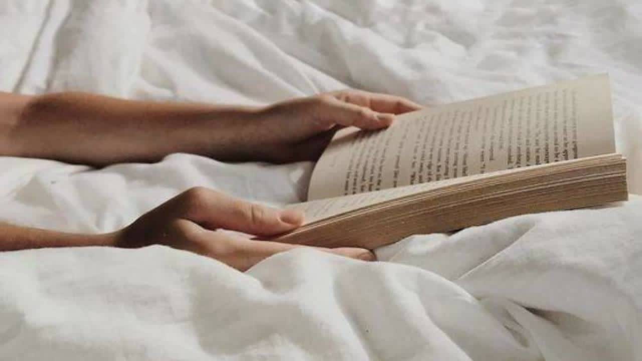 ហេតុអ្វីត្រូវអានសៀវភៅមុនពេលចូលគេង? - TNAOT