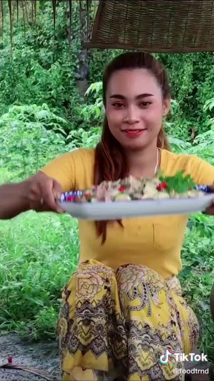 គួរ អោយចឹងញាំណាស់ - TNAOT