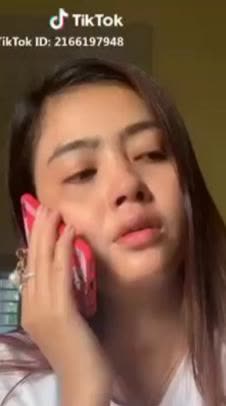 ស្តាប់ចែ គាត់និយាយឡើងម៉ាអែមម៉ង - TNAOT