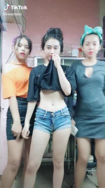 ខប់ៗ - TNAOT