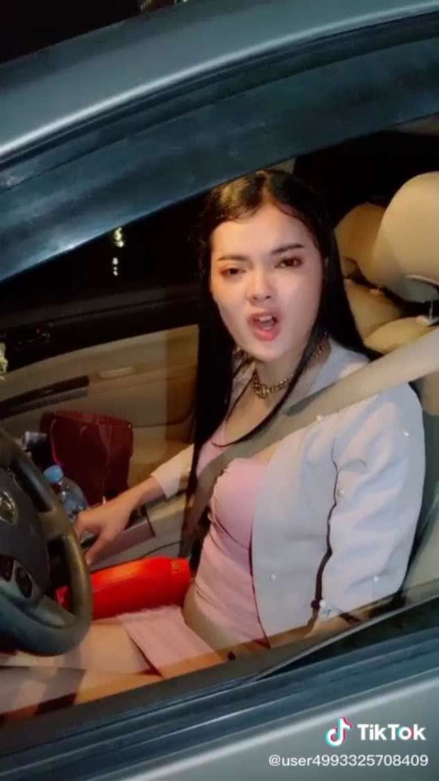 អូនកំពុងអង្គុយចាំដ😂 - TNAOT