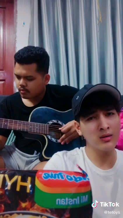 ស៊យជាប់ស៊យ កំពុងតែដាច់លុយផង - TNAOT