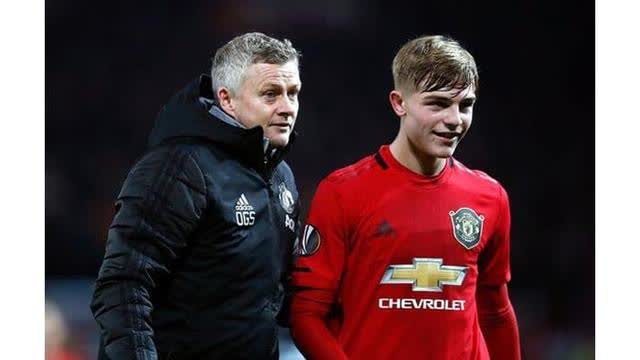 Southampton ចង់បានខ្សែការពារម្នាក់របស់ Man UTD ខ្លាំង - TNAOT