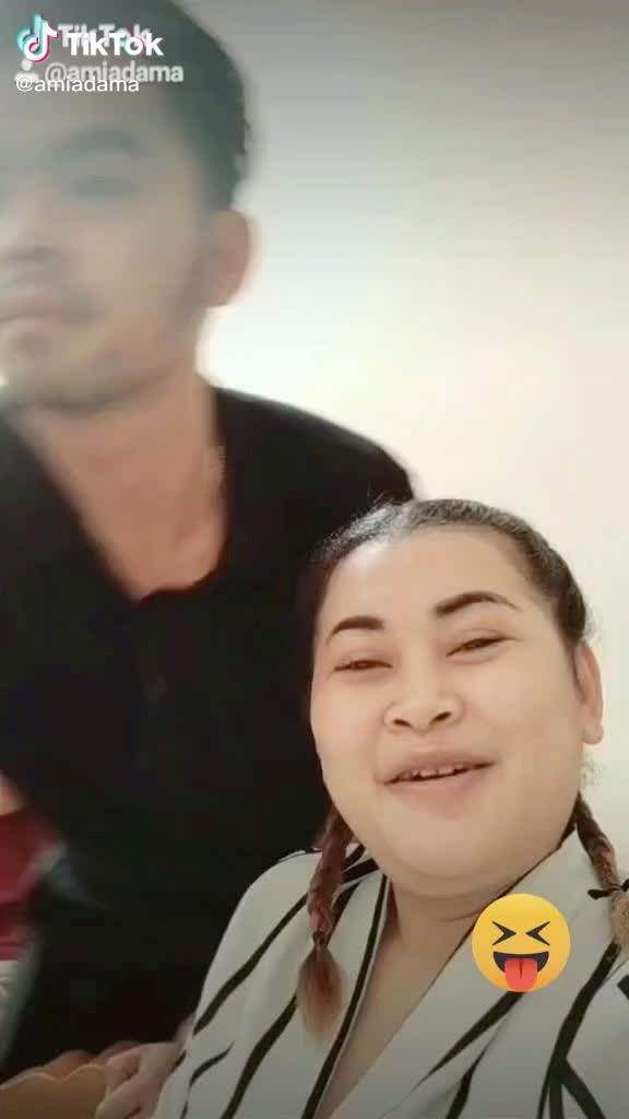 មើលប៉ុន្មានក៏នៅតែសើច😜 - TNAOT