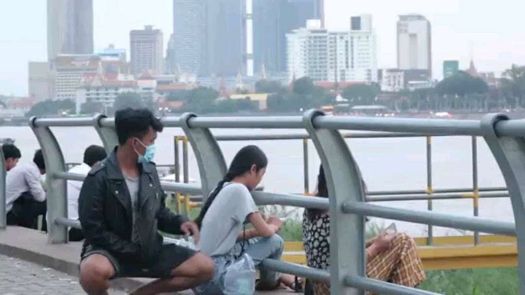 ដើរបាញ់កំដៅ Prank 🌷🌷🌷 - TNAOT