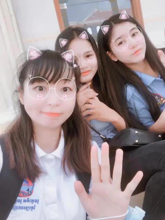 当今柬埔寨女学生真的很美 - TNAOT