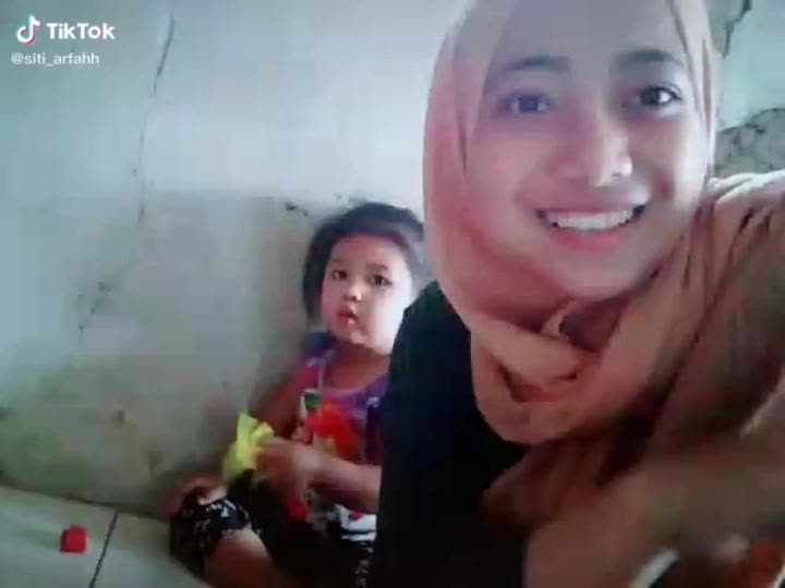 មើលគេសើច - TNAOT