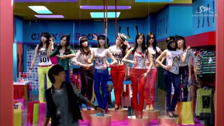 Girls_ Generation 소녀시대 _Gee_ MV(360P) - TNAOT