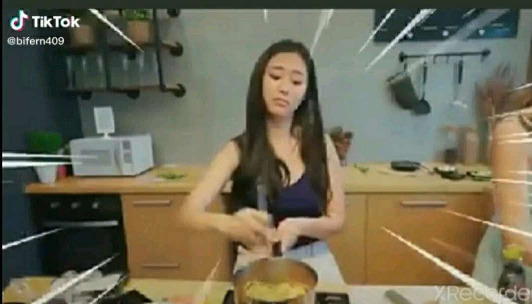 ធ្វើអីហ្នឹងចែ - TNAOT