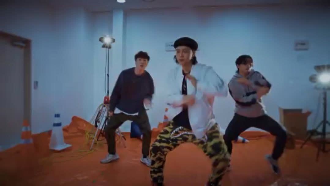 ️ DANCE COVER ️ # ៣៨ - TNAOT