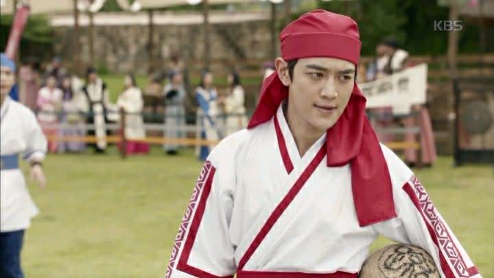 Hwarang: The Beginning Zip Clip - TNAOT