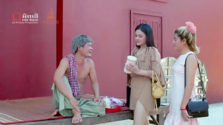 វីដេអូវគ្គខ្លី - TNAOT