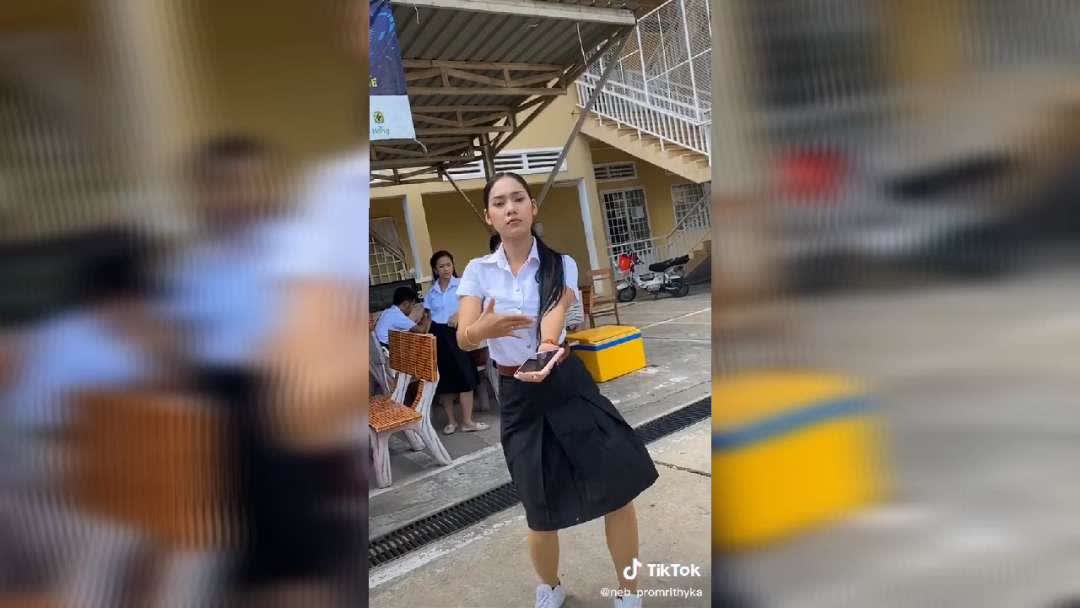 មើលស្រីស្អាតរាំ - TNAOT