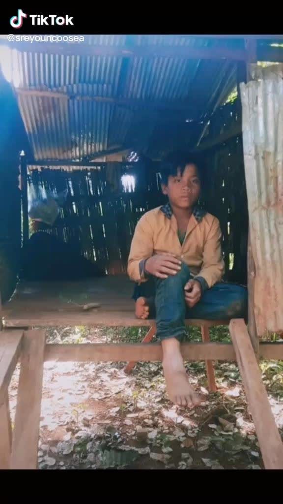 ជីវិតអ្នកក្រវាលំបាកចឹងតែយេីងត្រូវចេះតស៊ូ - TNAOT