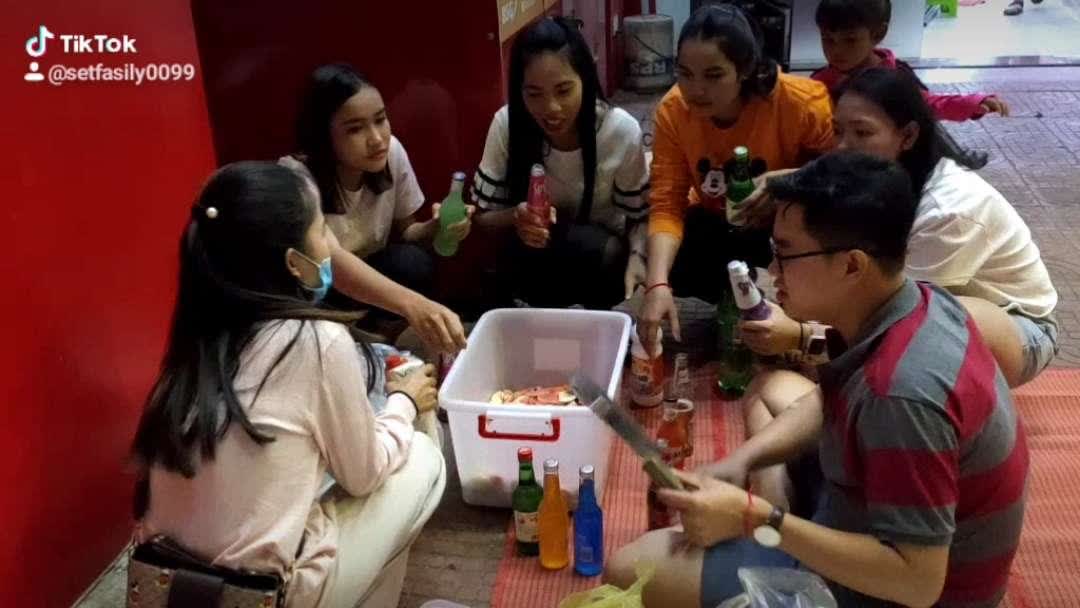 Happy new year - TNAOT